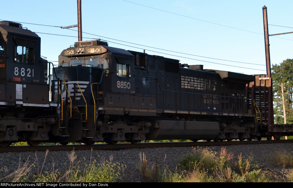 NS C40-9 8850 on 17G